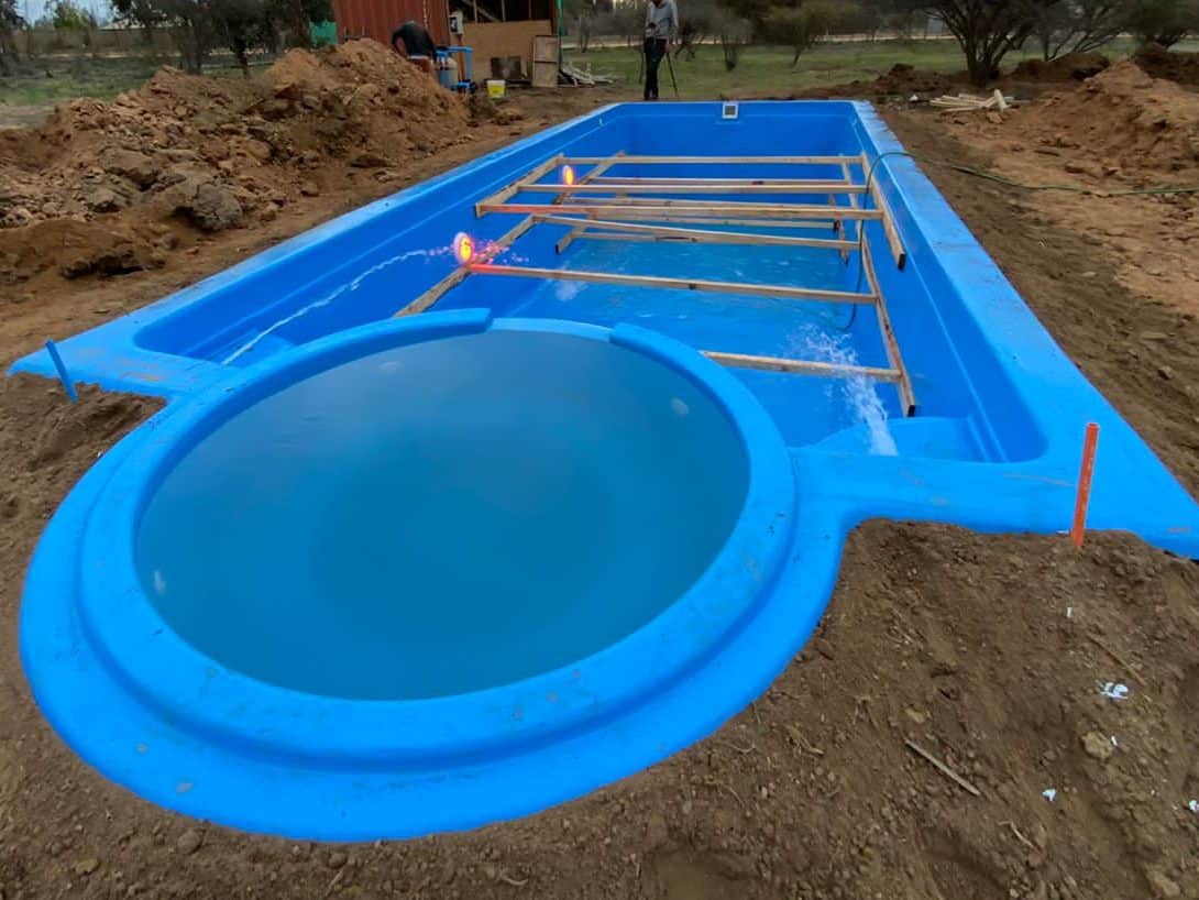¿Como instalar una piscina de fibra? | Fibrolab